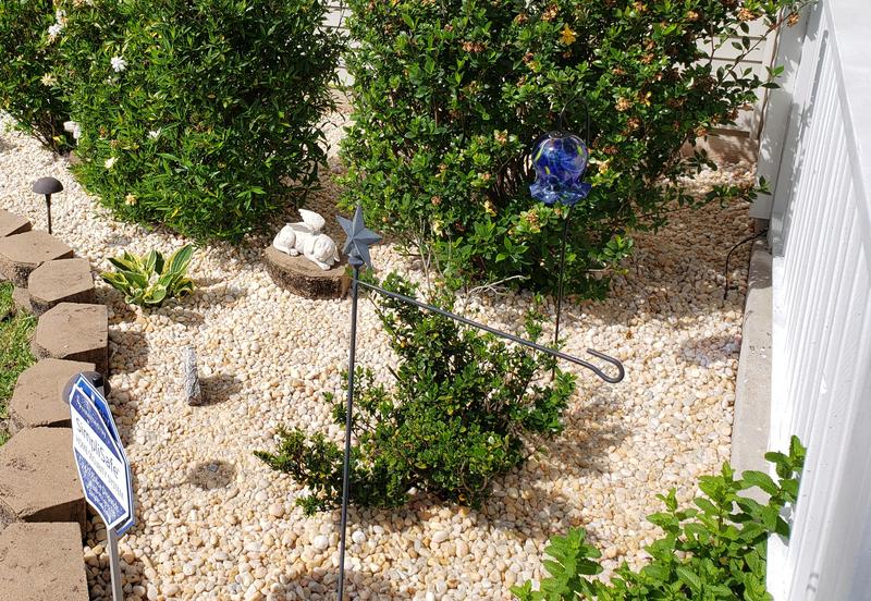 Longleaf Packaging 0.33-cu yard 900-lb Brown River Rock (0.5- 3-in Rock ...