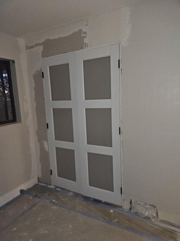 JUJUBON Including Quick Assembly Jamb Kit 72-in x 96-in White MDF Full ...