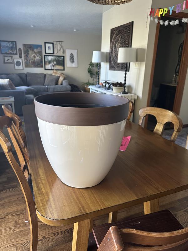 Southern Patio Round 15-in W Large Blue Resin Outdoor Planter HDR ...