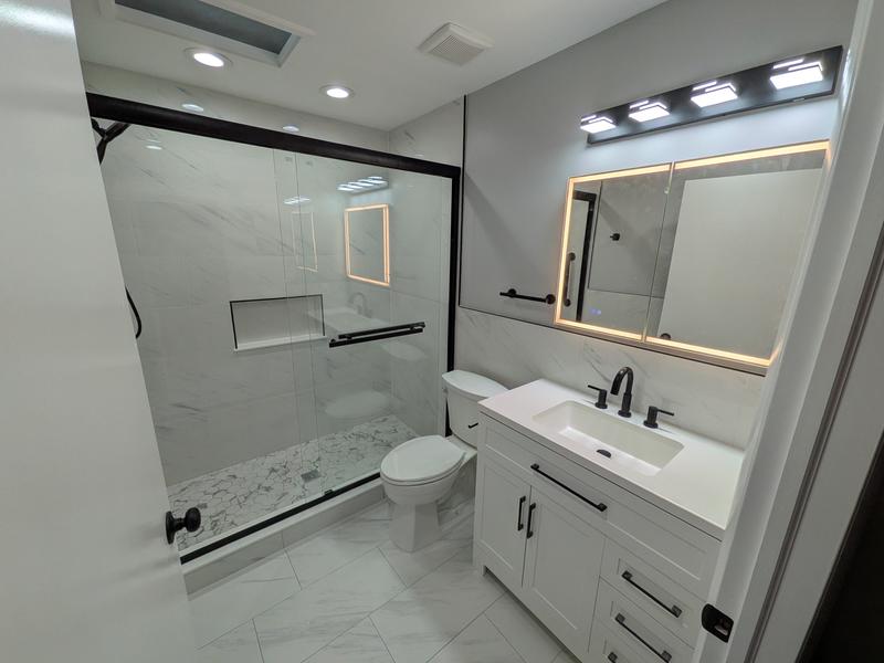 Shop Style Selections Cauley White 36-in Vanity and Faucet Bundle at ...