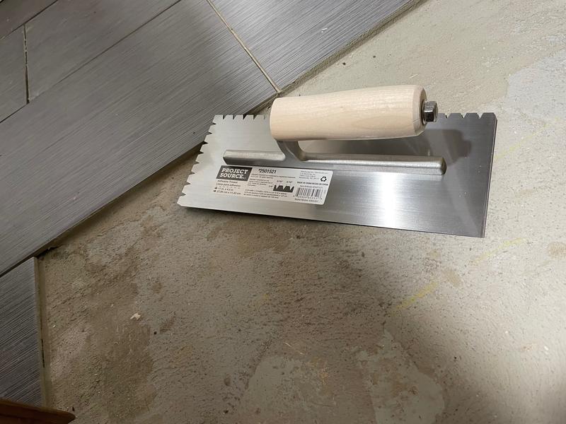 Project Source 3/16-in x 1/4-in x 1/4-in Ground Steel V-notch Vinyl ...
