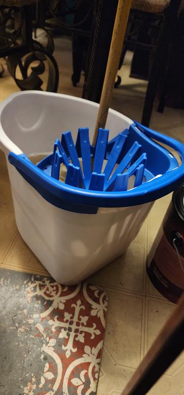 MOXIE 3-Gallons Funnel Wringer Mop Bucket 9112 at Lowes.com