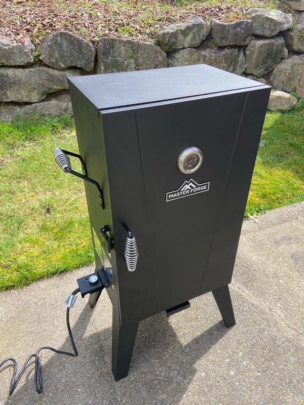 Master Forge 531-Sq in Black Electric Smoker EBS24031L at Lowes.com