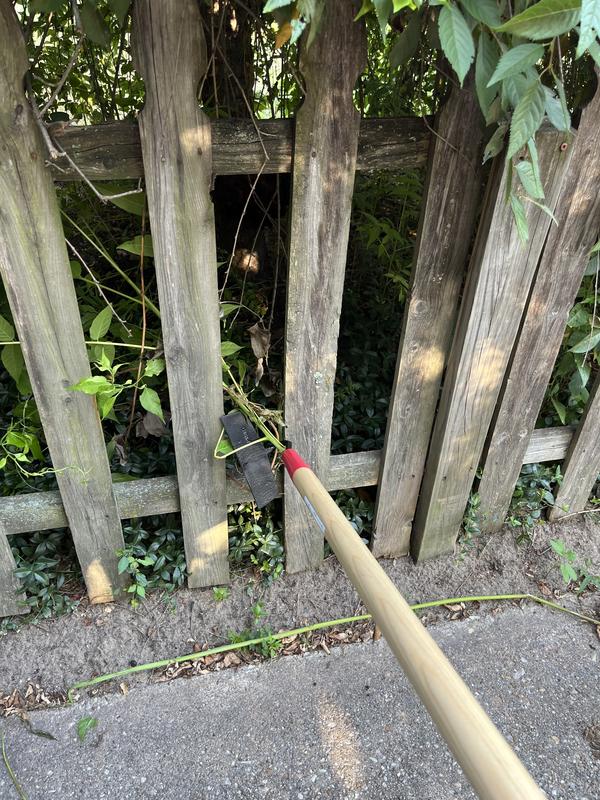 Razor-Back 60-in Wood-Handle Garden Hoe 70110 at Lowes.com