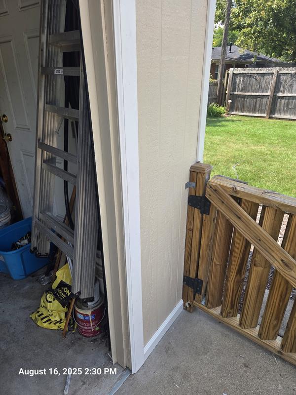 Royal Building Products 9/16-in x 3-1/4-in x 8-ft Colonial Finished PVC ...