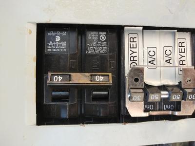 Murray MP 200-Amp 2-Pole Main Circuit Breaker in the Circuit Breakers ...