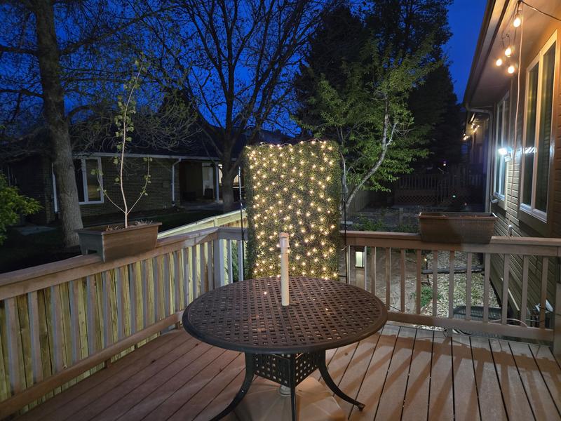 naturae decor 40-in W x 20-in H Green Resin Leaf Garden Trellis in the ...