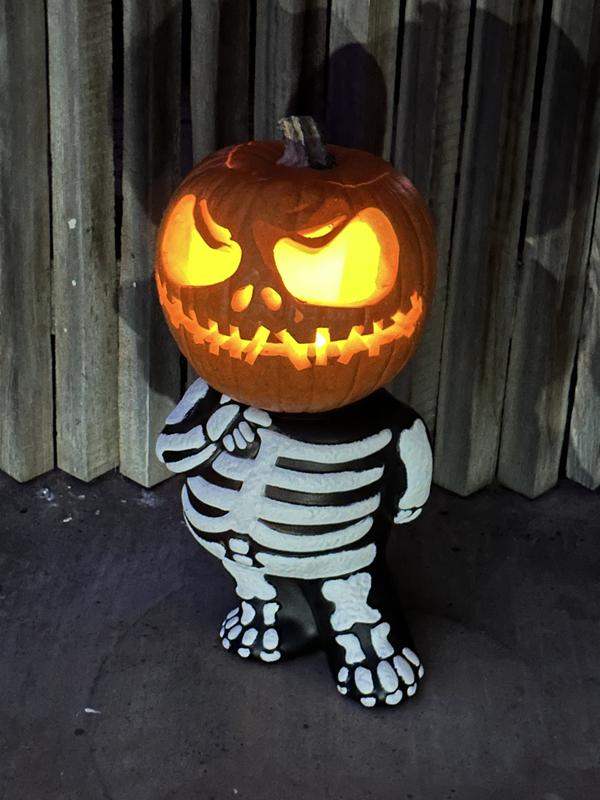 Haunted Living 10.5-in Skeleton Pumpkin Stand Decoration 88H3958A at ...