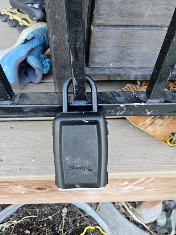 Master Lock Push Button Lock Box 5422DHCLWSFLR/8 at Lowes.com