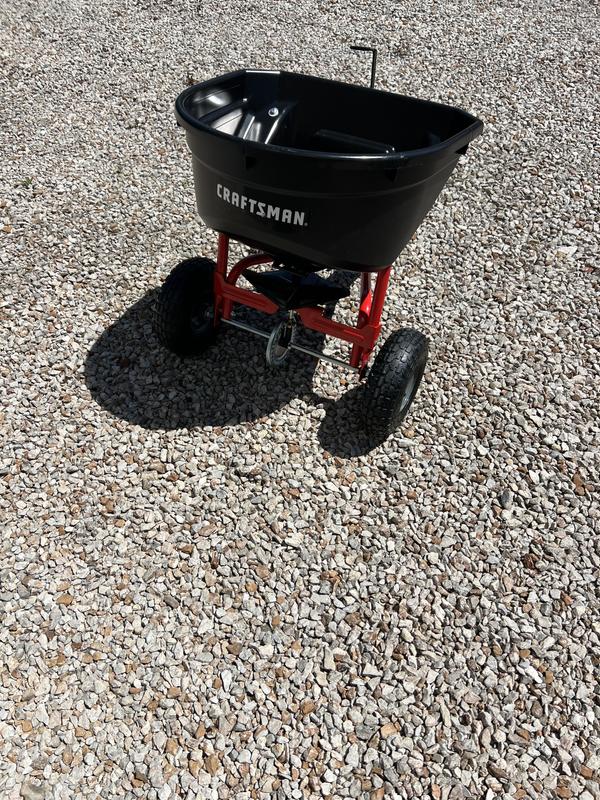 CRAFTSMAN 110-lb Capacity Broadcast Tow-Behind Spreader CMX-GZ-BF-71 ...