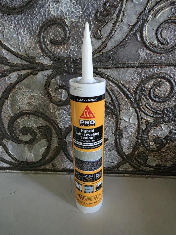 Sika Hybrid Self-Leveling Sealant Fast Setting 10.1 -fl oz Mortar Concrete Crack repair in the ...