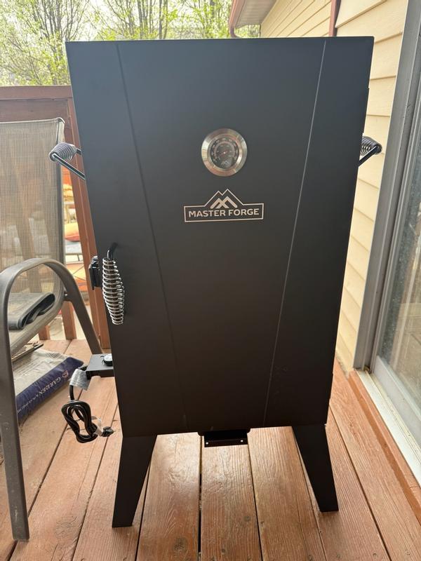Master Forge 531-Sq in Black Electric Smoker EBS24031L at Lowes.com