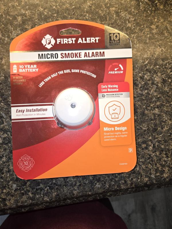First Alert 10-Year Battery-operated Photoelectric Smoke Detector ...