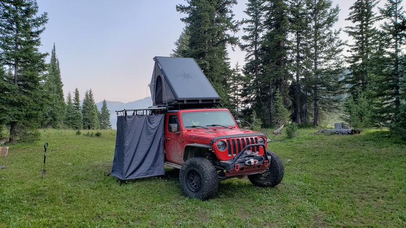 Overland Vehicle Systems Nomadic Quick Deploying Shower - Gray, High ...