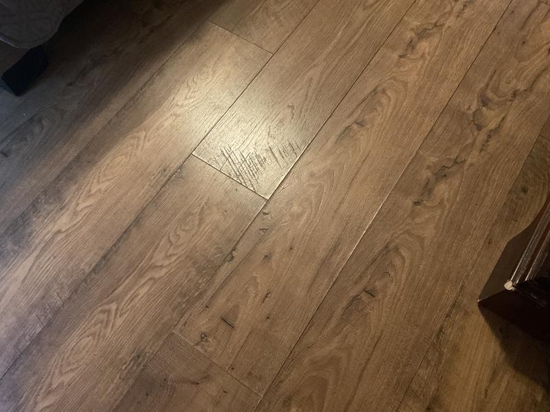 Pergo Portfolio + WetProtect Rustic Amber Chestnut 10-mm T x 7-1/2-in W ...