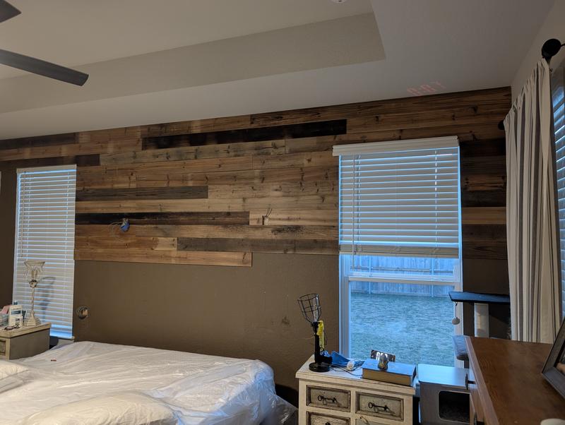 HIGHLANDERHOME 78-3/4-in x 78-3/4-in Rough Reclaimed wood Wood Wall ...