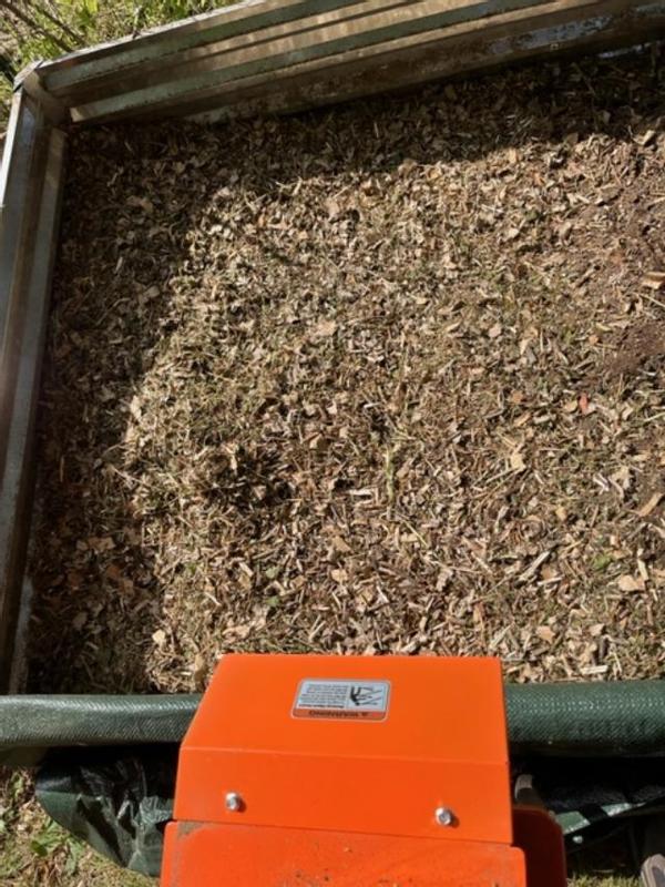 SuperHandy Electric Leaf Mulcher Shredder 15-Amp 11-in Electric Leaf ...