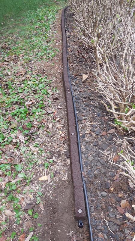 Rubberific 4-ft x 3-in SmartLoc Cobblestone Gray Rubber Landscape ...