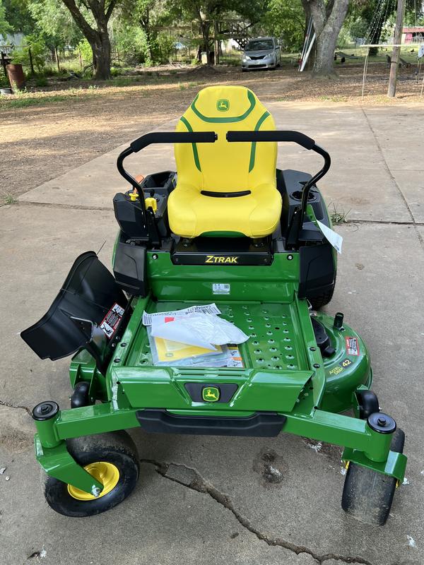 John Deere Z320R ZTrak 42-in 21.5-HP V-twin Gas Zero-turn Riding Lawn ...