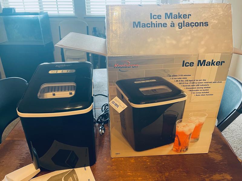 Koolatron Ice maker with Ice scoop and basket 26-lb Ice Per day ...