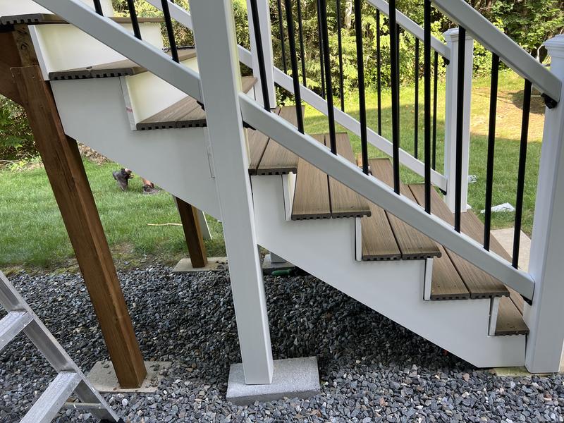 Shop Trex Transcend® Railing Collection with Cocktail Rail at Lowes.com