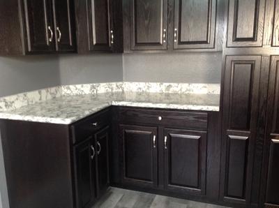 allen + roth Frosted Billow Quartz White Kitchen Countertop SAMPLE in ...