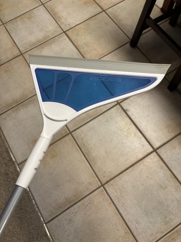 Helio AIR Broom 12-in Plastic Multi-surface Angle with dustpan Upright ...