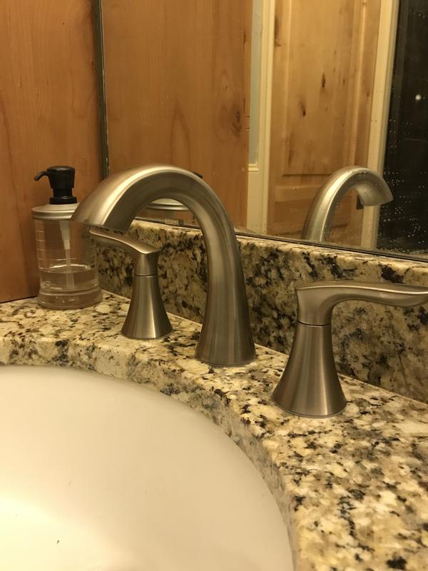 Pfister Weller Brushed Nickel Widespread 2-handle WaterSense Mid-arc ...