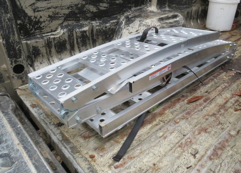 Kobalt 0.93-ft x 7.53-ft 1500-lb Capacity Arched Folding Loading Ramp ...