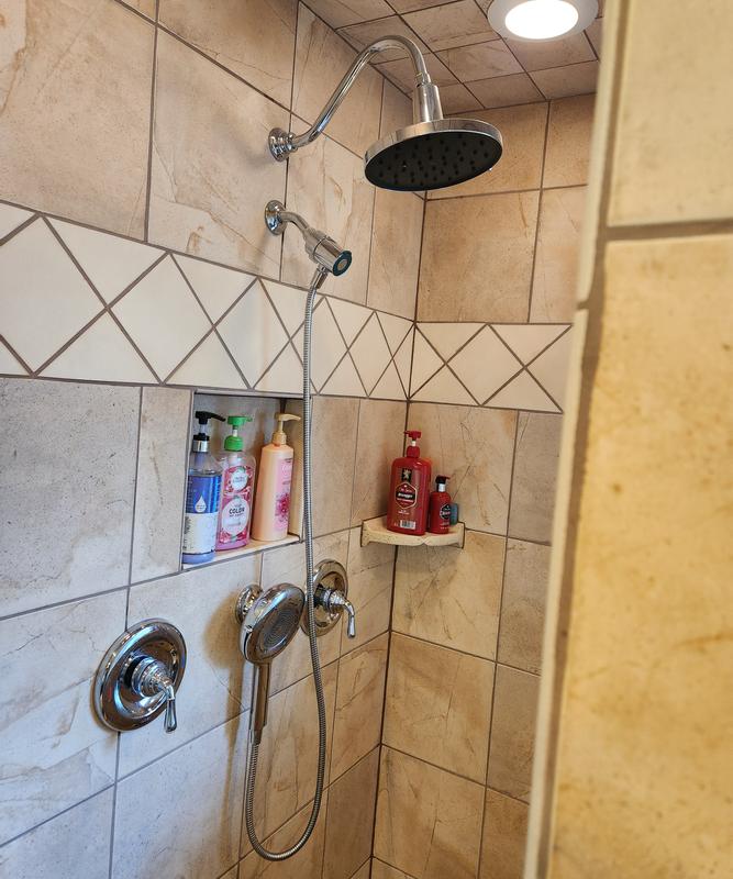 Moen Verso Magnetix Chrome 9-in Round Fixed Rain 2.5 GPM 220R2 at Lowes.com