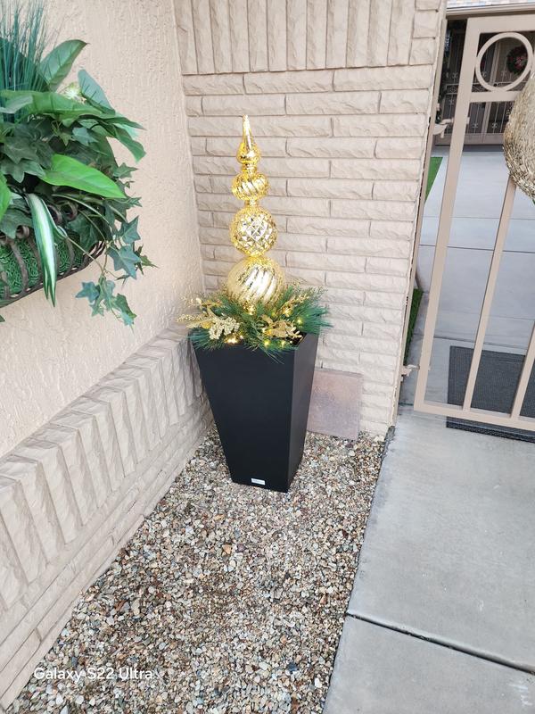Holiday Living 3-ft Pine Pre-lit Slim Gold Artificial Christmas Tree ...