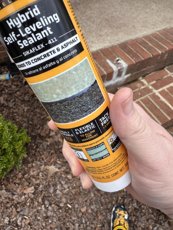 Sika Hybrid Self-Leveling Sealant Fast Setting 10.1 -fl oz Mortar Concrete Crack repair in the ...