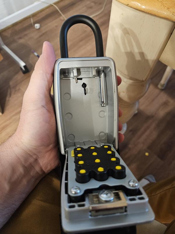 Master Lock Push Button Lock Box 5422DHCLWSFLR/8 at Lowes.com