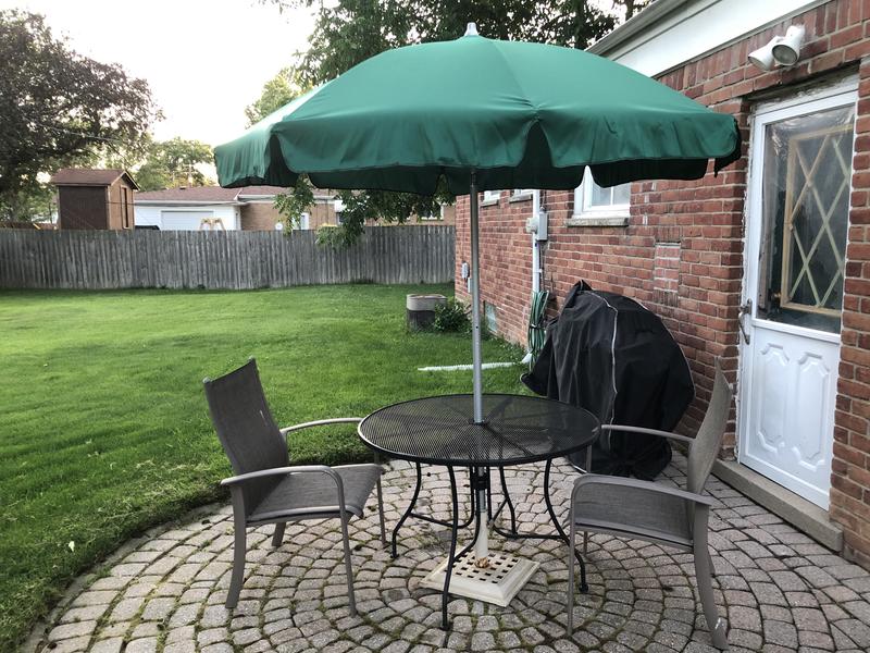 Astella 7.5-ft Aluminum Green Push-button Tilt Market Patio Umbrella ...