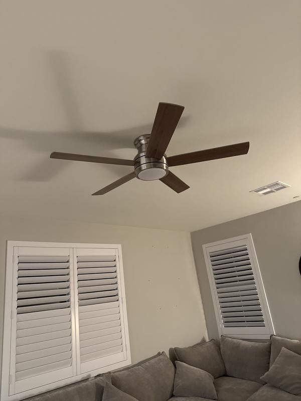 Harbor Breeze Calverton 44-in White with White/Barnwood Blades Color ...
