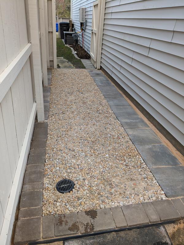 Longleaf Packaging 0.33-cu yard 900-lb Brown River Rock (0.5- 3-in Rock ...