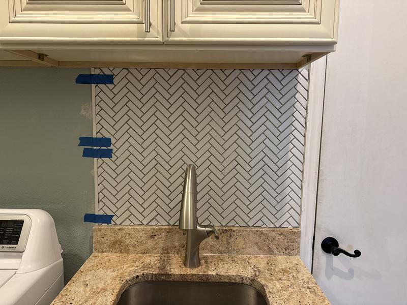Affinity Tile Metro Brick Herringbone Matte White 11-in x 13-in Matte ...