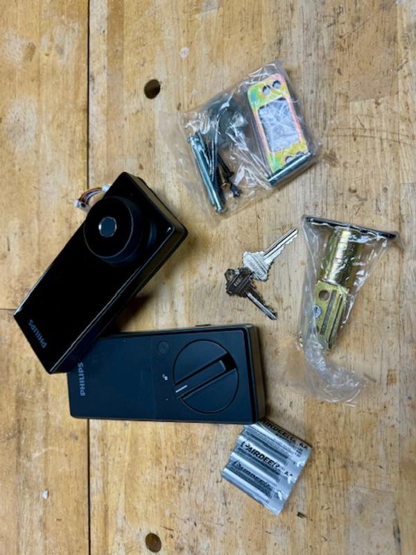 Philips Home Access 1000 Series Matte Black Electronic Deadbolt ...