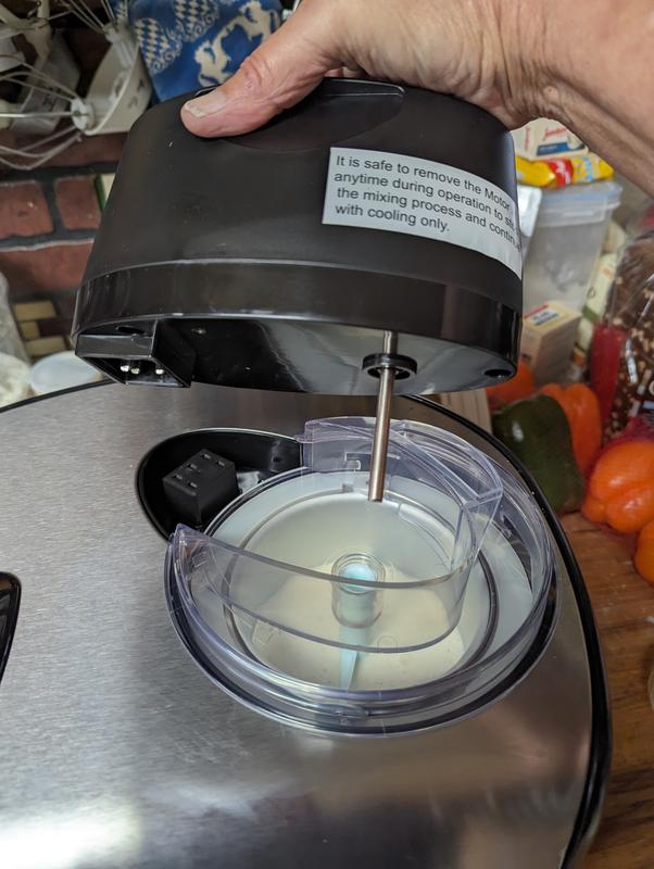 SPT Ice Cream Maker 1.5-Quart Electric Ice Cream Maker (Makes, Sorbet ...