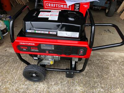 CRAFTSMAN 5000-Watt Gasoline Portable Generator with Briggs & Stratton ...