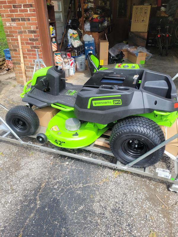Shop Greenworks Pro Crossover Tractor 42-in Lithium Ion Electric Riding ...