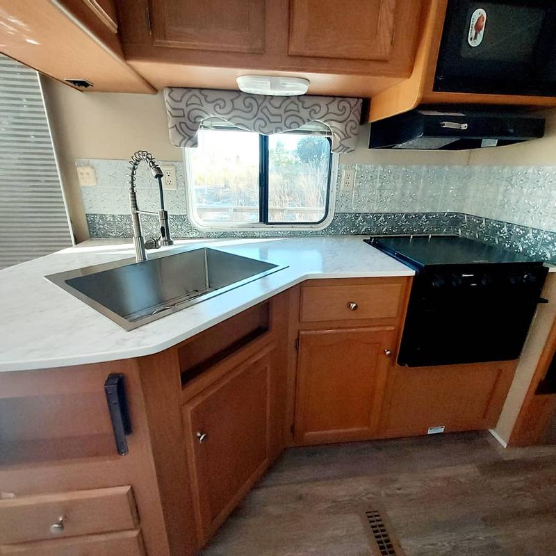 Formica Brand Laminate Premiumfx 60-in W x 144-in L Carrara Bianco ...