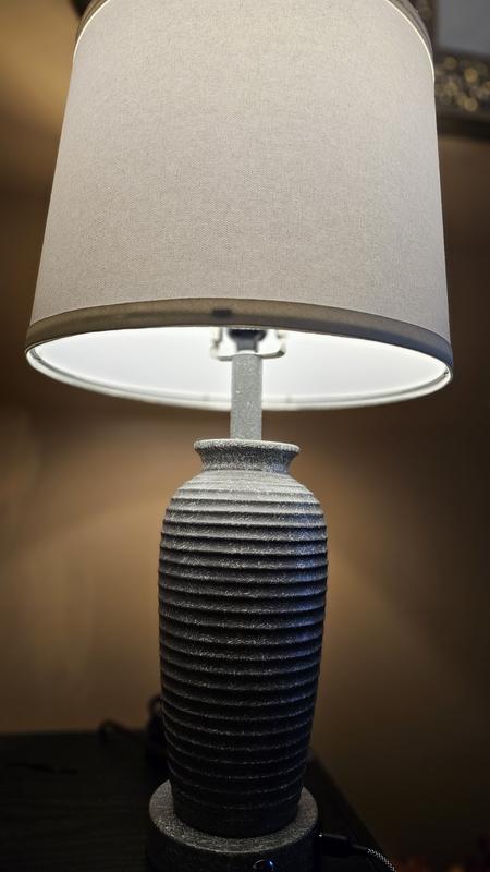 UrFurnishings Parisse 25-in Off-white LED Touch Table Lamp with Linen ...