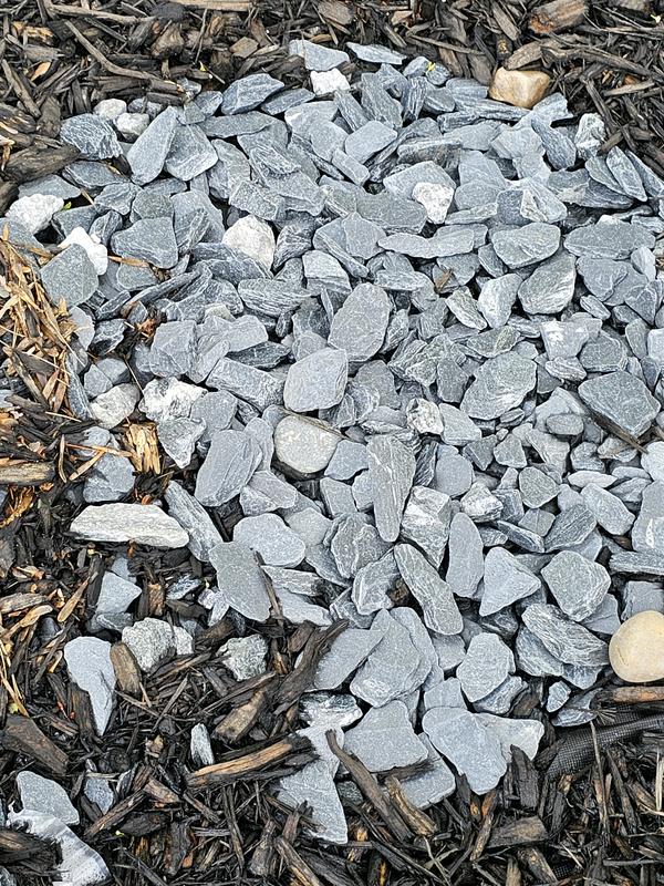 Rain Forest 2200-lb Black Decorative Rock (0.5- 3-in Rock Size) CRFBSLT ...