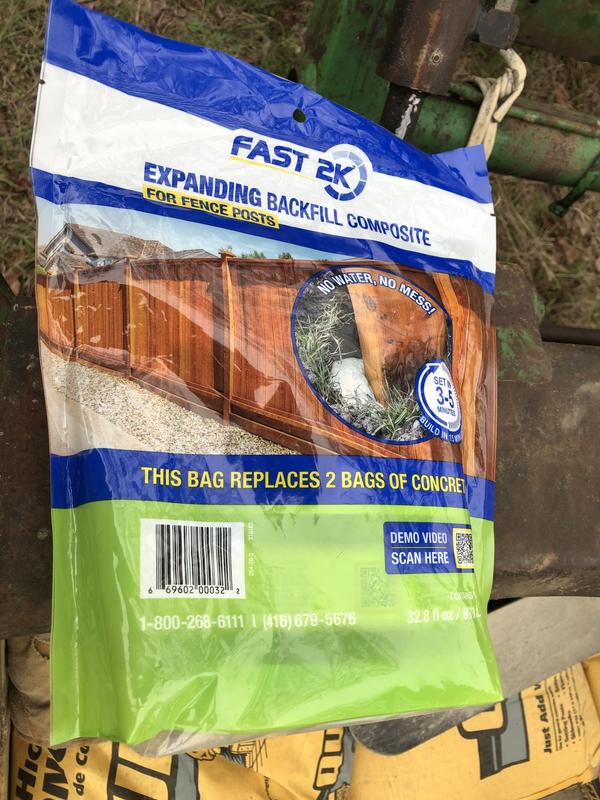 Fast 2K Fence Post Backfill 32.8 -fl oz Fast setting Fence post mix in ...