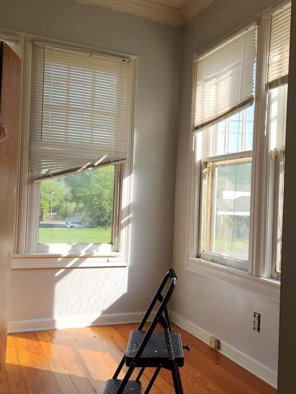 HGTV HOME by Sherwin-Williams Ovation Plus Semi-gloss Red Bliss 1010-1 ...