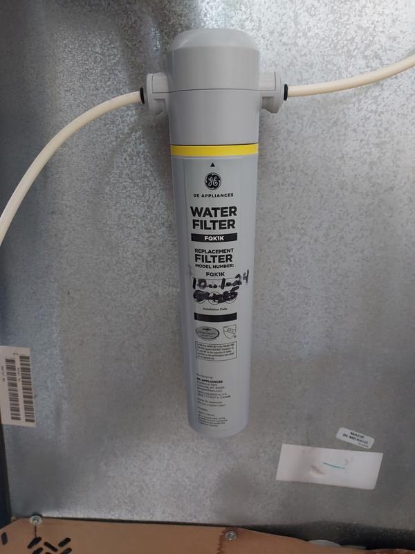 GE In-line Refrigerator Water Filter in the Refrigerator Water Filters ...