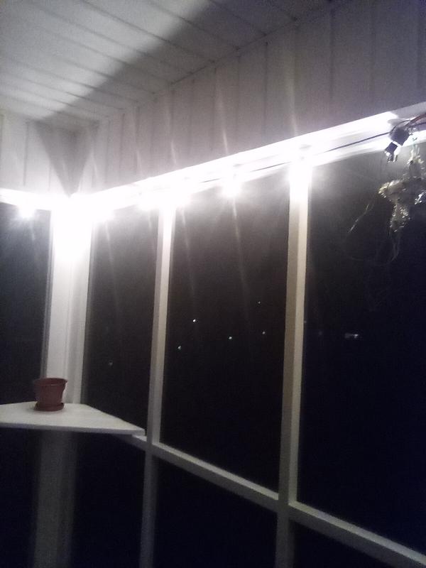 Newhouse Lighting 25-ft Plug-in Warm White Indoor/Outdoor String Light ...