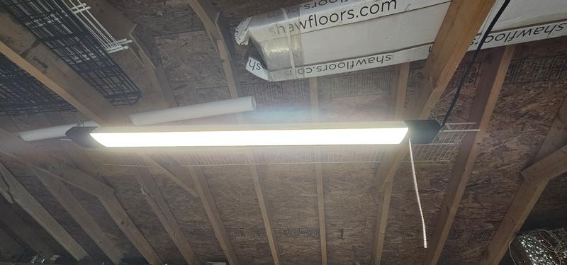 Metalux 4-ft 10000-Lumen White LED Linear Garage Shop Light 4SHP10040R ...