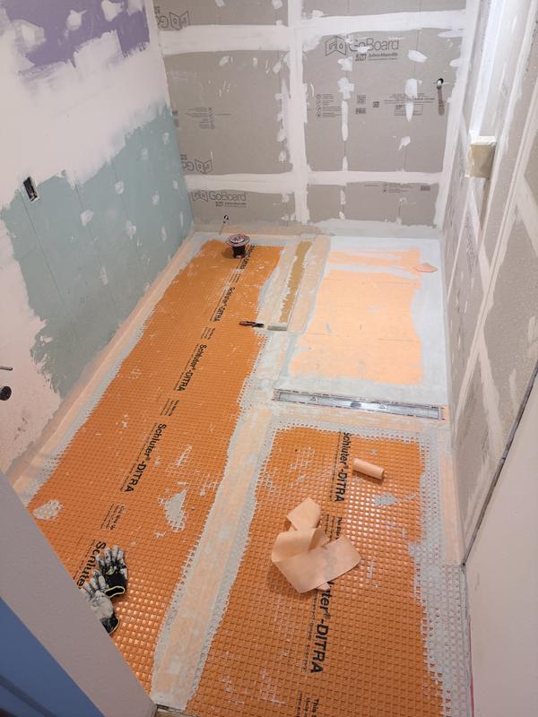 Schluter Systems Kerdi-Band 396-in x 5-in Waterproofing Strip KEBA100 ...